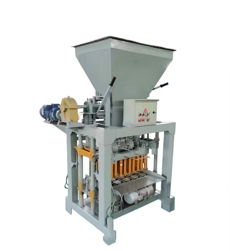 Brick Making Machine with Hopper - Changge City, Xuchang, Henan Province